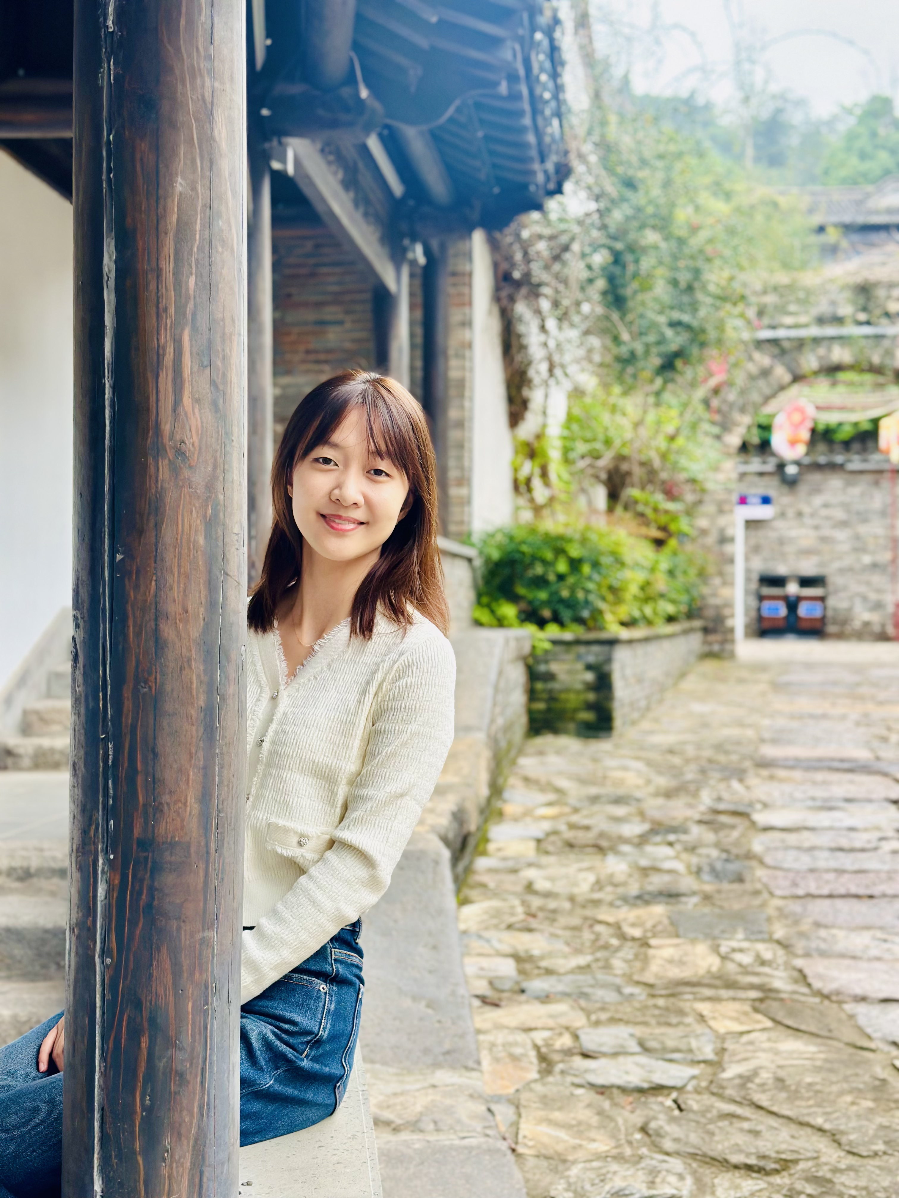 Leyi Cheng - Homepage